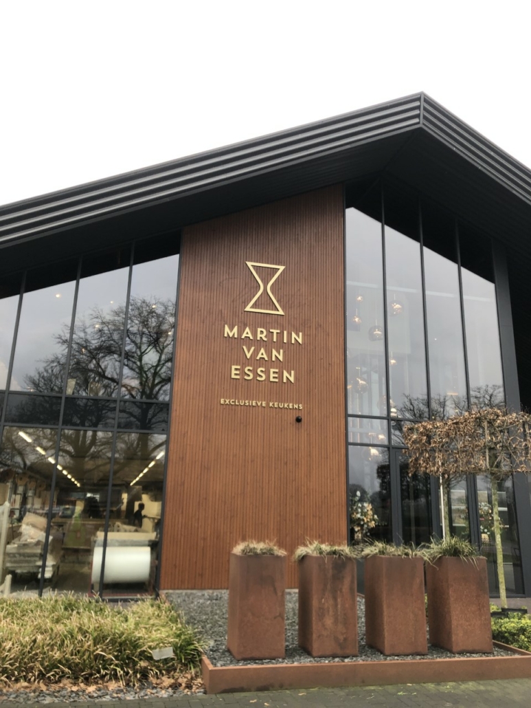 Martin van Essen Exclusieve Keukens - Van Roekel Reclame
